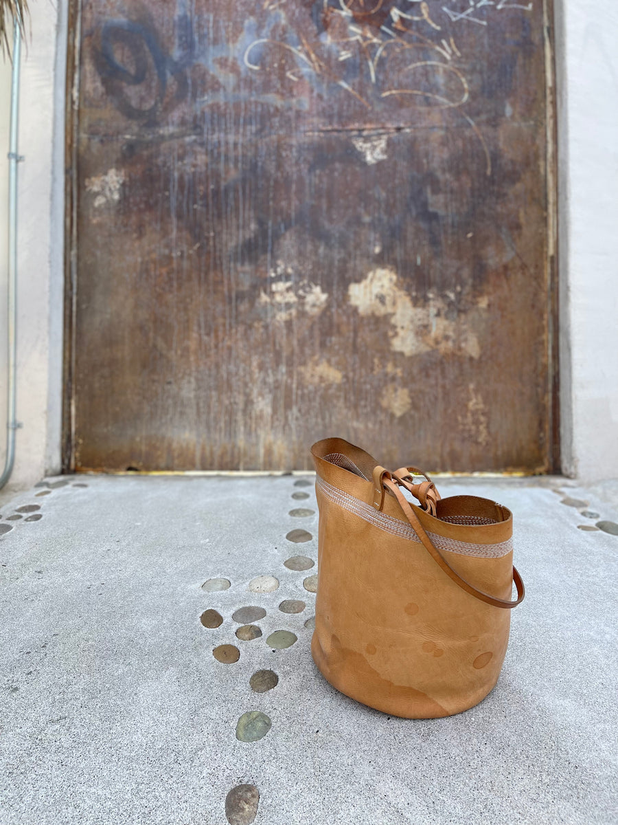 Wabi Sabi Leather Basket - NATURAL VEG TAN – edie kahula pereira